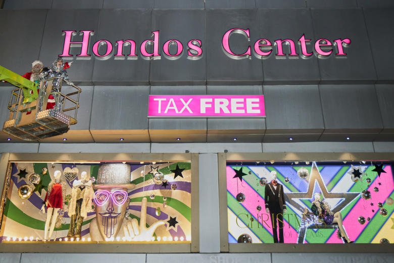 Ονειρεμένα Χριστούγεννα με λάμψη και αγάπη στα Hondos Center | Jenny.gr